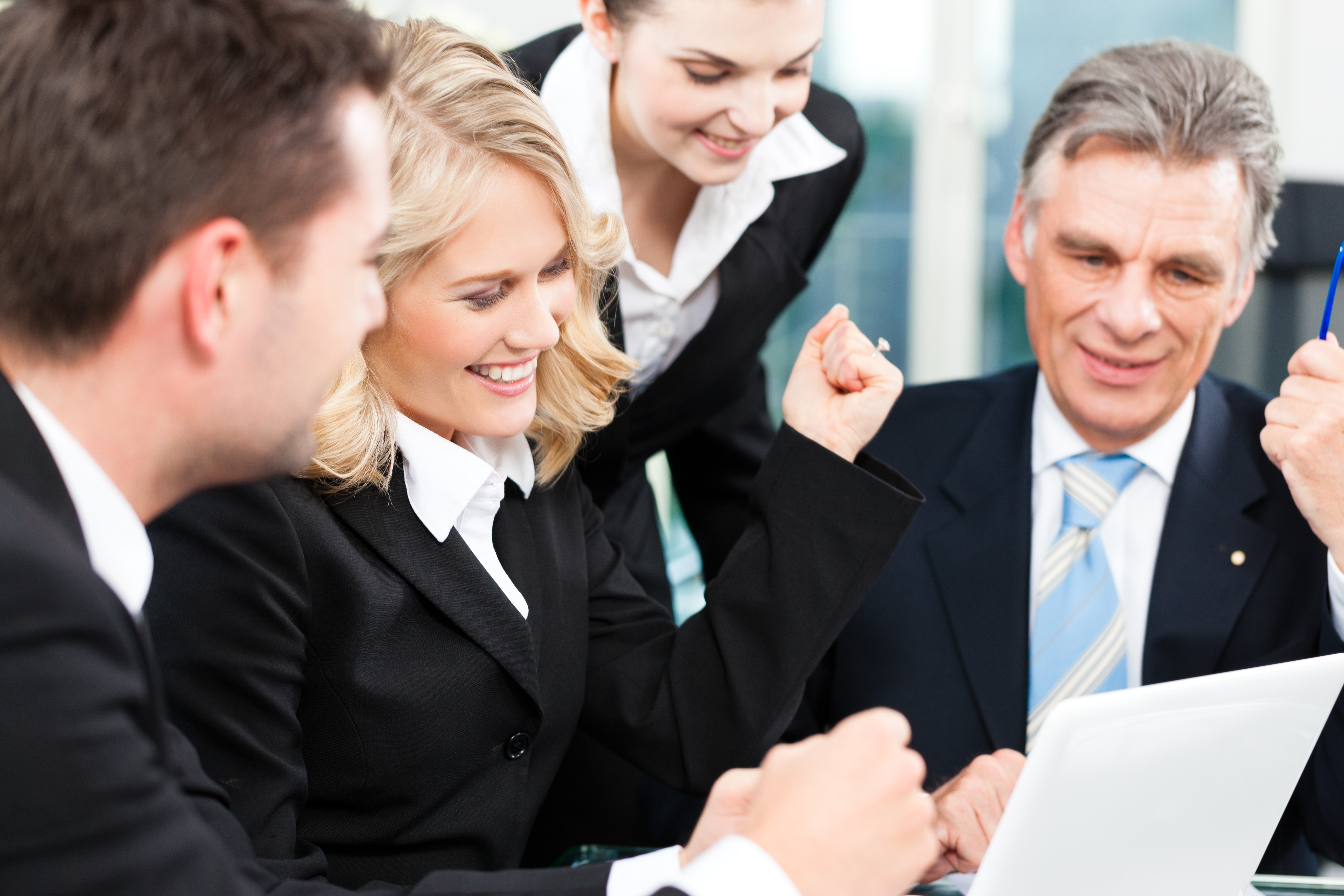 Revitalice sus sistemas salariales, sea un empleador atractivo y ...